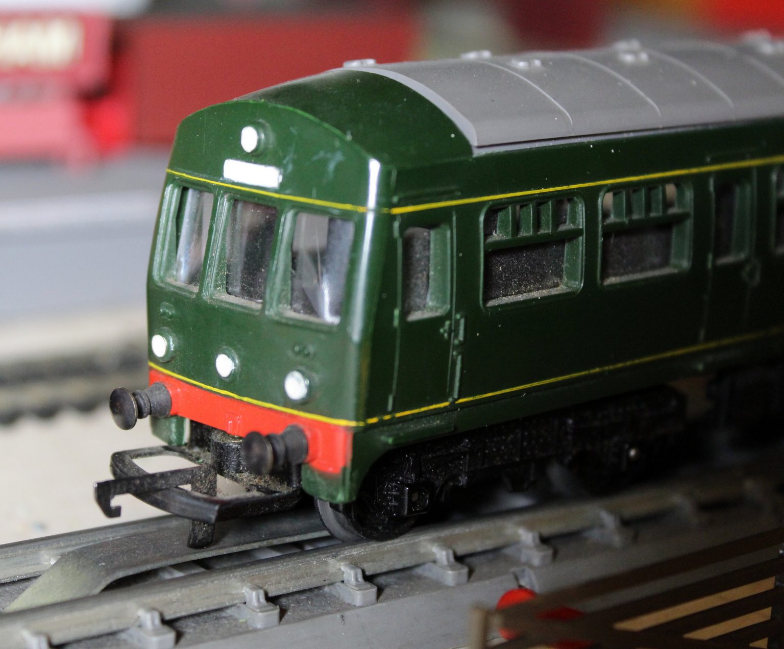 The Triang R157/8, DMU Class 101. Retro Review – Classic Collect models