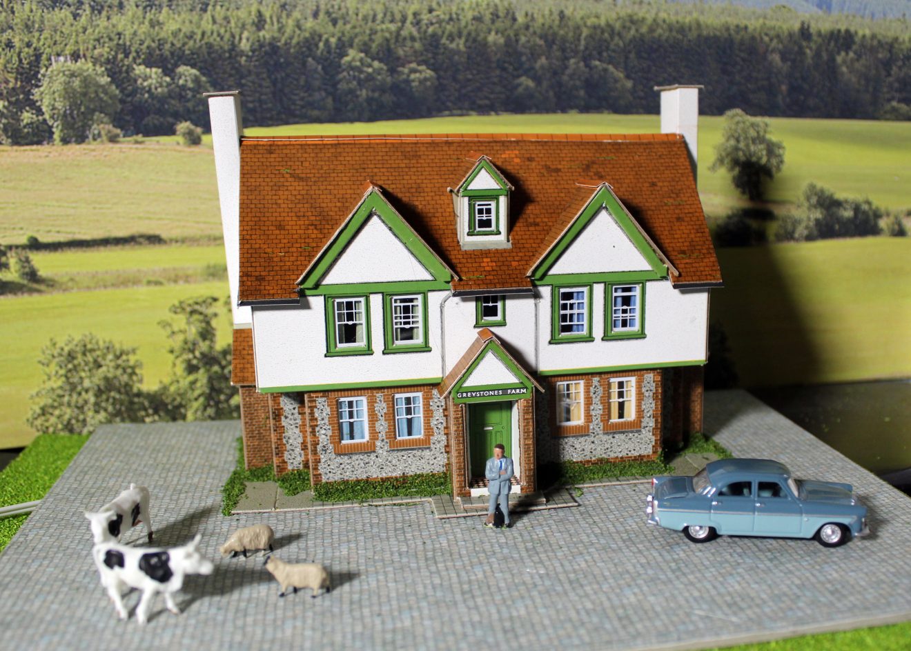 00 Scale Superquick Farmhouse With Lighting, Model Railway Building ...