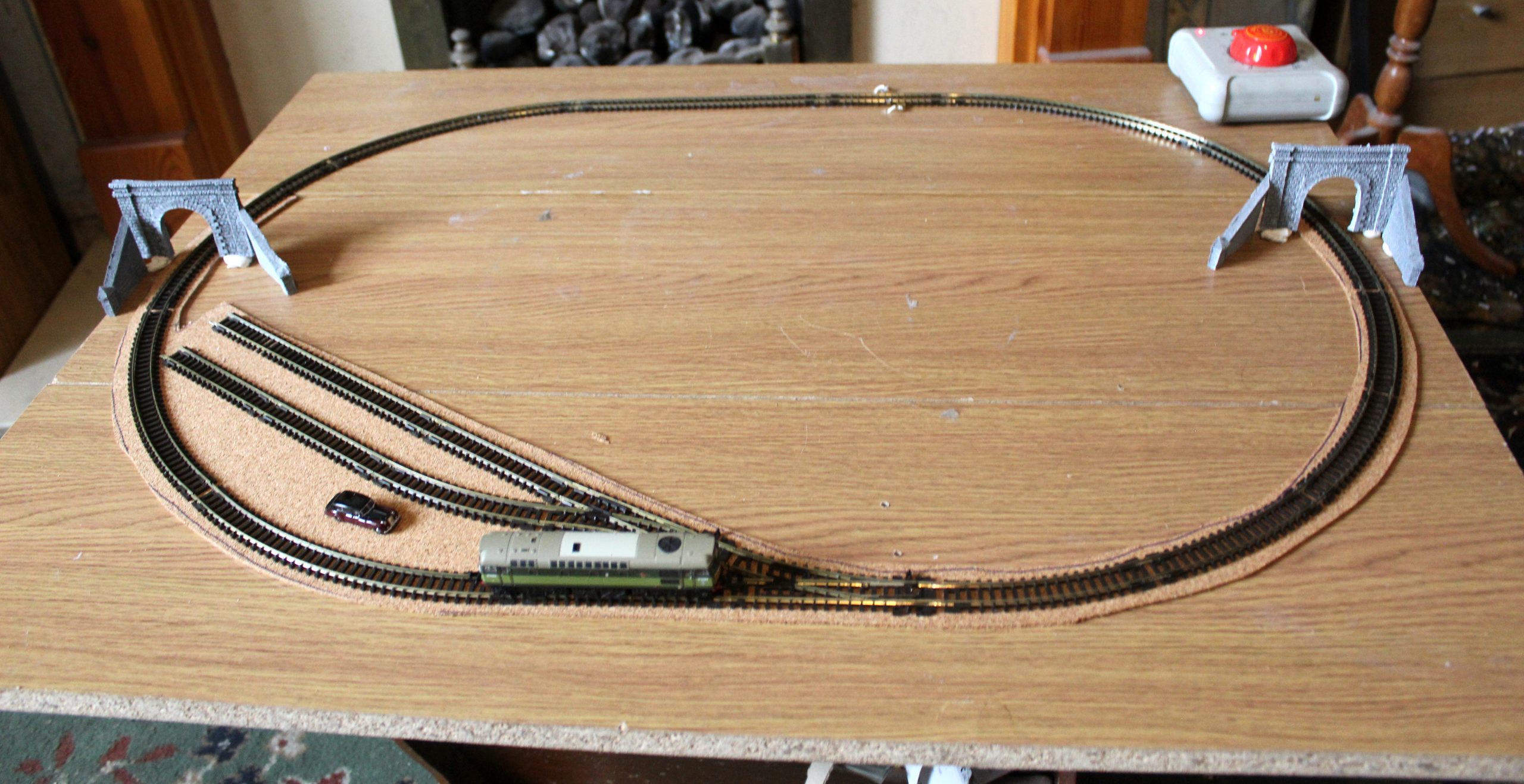 Model railways on a budget, #1 ,baseboards and track - Classic Collect ...