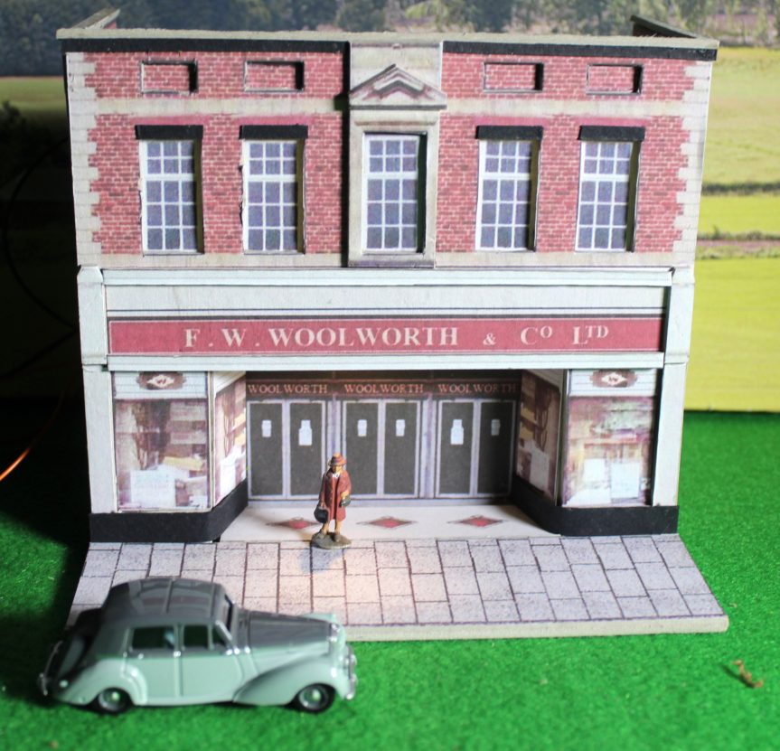 Classic Woolworth’s Store with lighting,”00″ model railway building ...